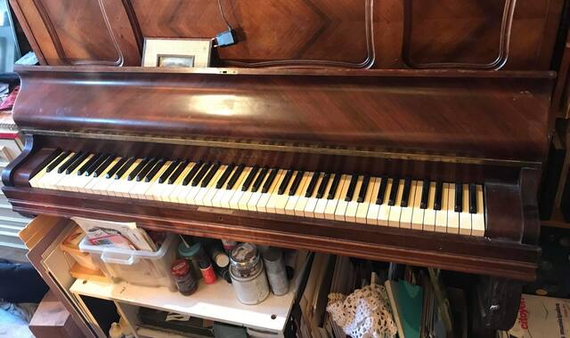 Donne piano droit bois à Lyon ( Rhône / Auvergne-Rhône-Alpes ) - Instruments de musique ...